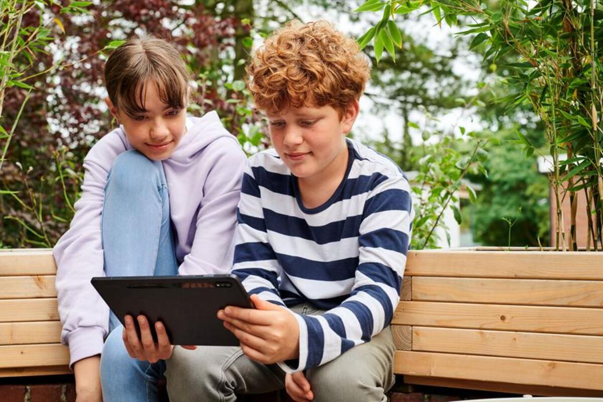 Dwie karty SIM, jeden numer telefonu – czy to możliwe? - T-Mobile Blog